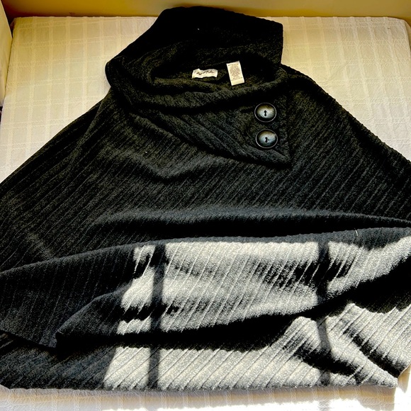 Le Moda | Jackets & Coats | Gray Le Moda Cape | Poshmark